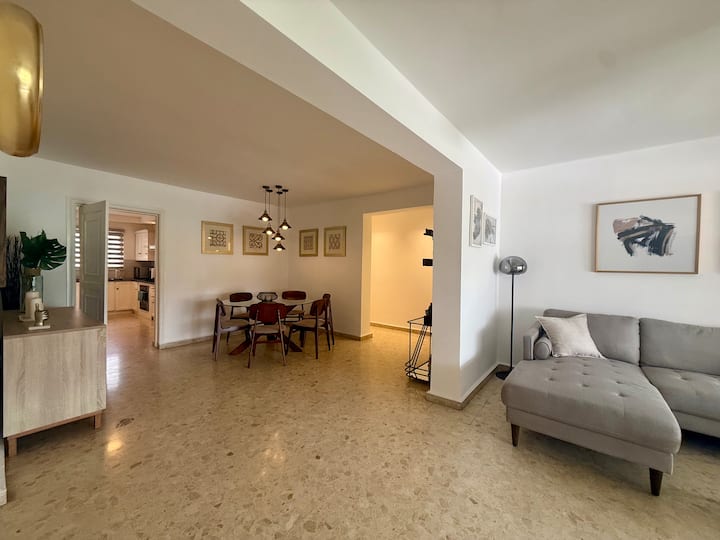 Newly Renovated 3br Apt. In The Heart Of Piantini - Santo Domingo (Dominikai Köztársaság)