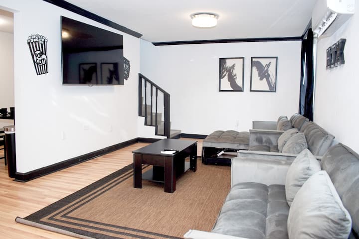 Christmas & Nye Modern Gem | Near Dt Houston & Nrg - Houston, TX