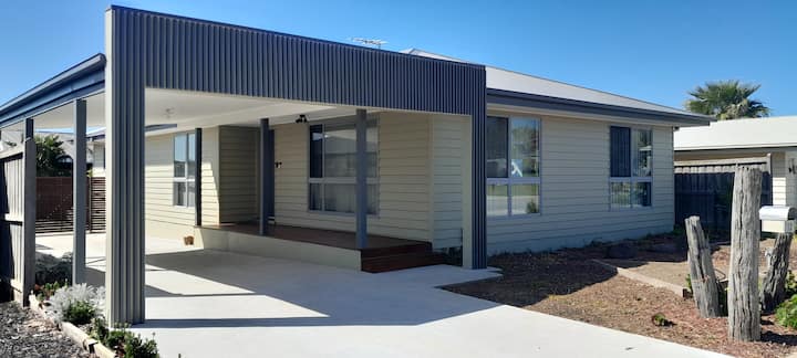 Seaside Family Home Cowes - Phillip Island