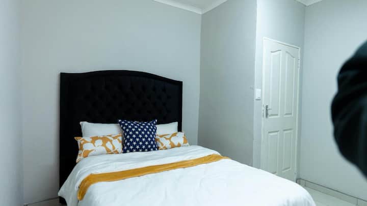 Deluxe On Main - Krugersdorp