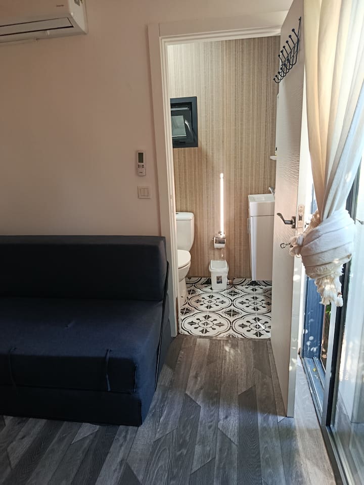 Bodrum Gümüşlükte Denize 60 M 
Tiny House Deneyimi - Turgutreis