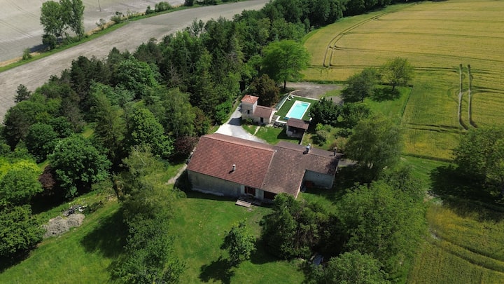 Gîte Isolé En Périgord Avec Piscine - Ribérac