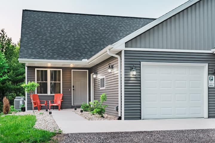 Relaxing, New Home In Fish Creek - Baileys Harbor, WI