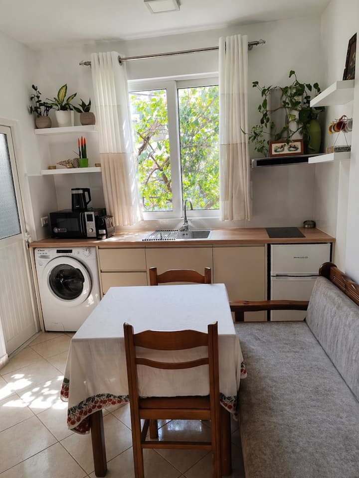 The Apartment Central - Sarandë