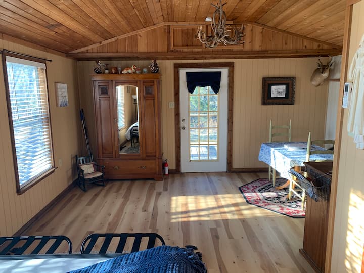 Hütte Zur Gemütlichkeit - Comfort, TX