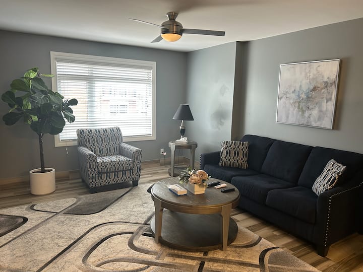 Elias Plaza Apt 2 - Leamington