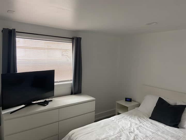 Lake Eola Suite3 - Camping World Stadium - Orlando