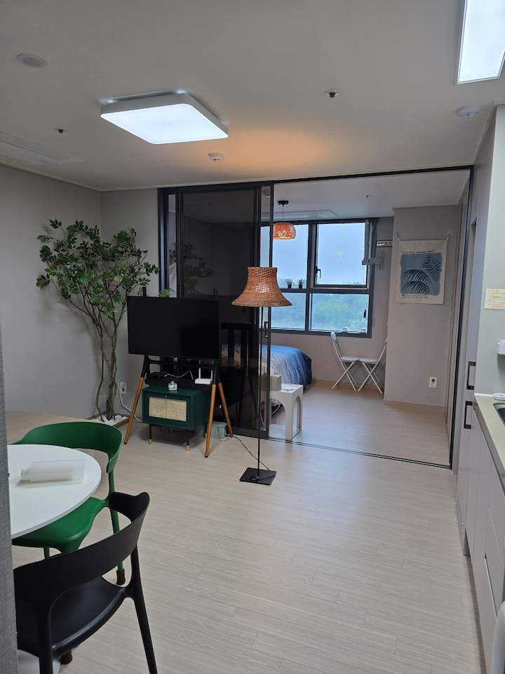 깨끗한 바다뷰 호텔 - Donghae-si