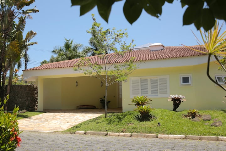 Great House At Praia Do Engenho - São Sebastião