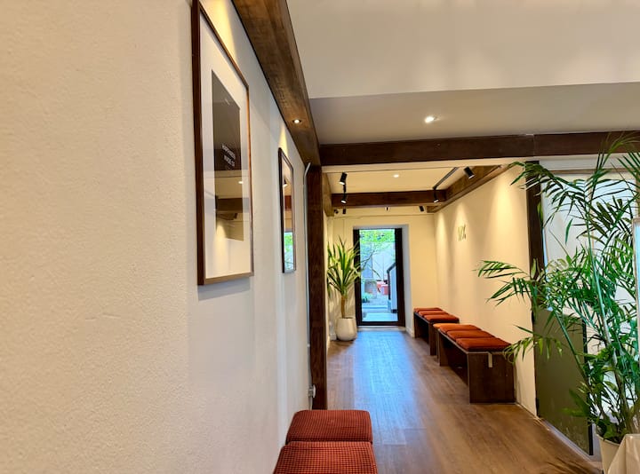 Deluxe King With Balcony And Bath Tub - Chiang Mai