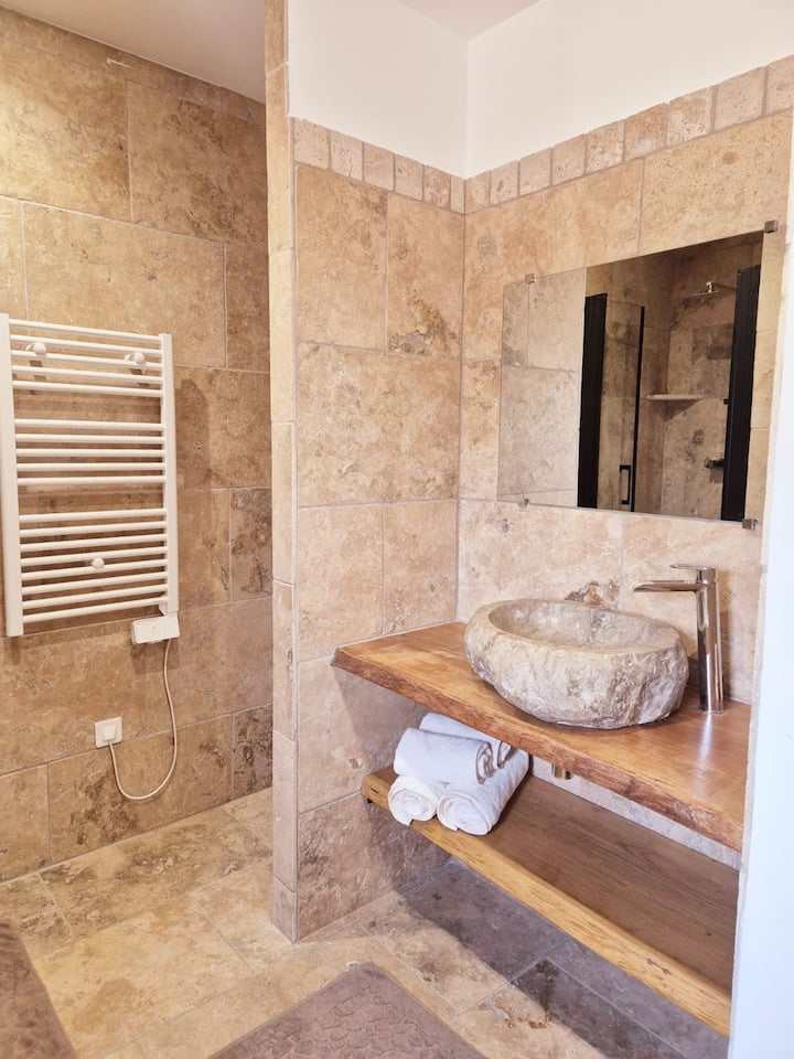 Loue Chambre Au Calme - Sartène