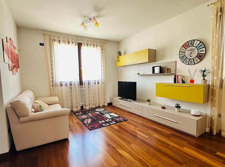 Colazione E Parcheggio Al B&b Cesenaincentro - Cesena