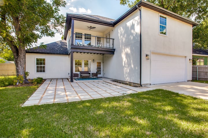 Modern Luxury In Crestwood-near Dt And Uptown Fw - Westover Hills, TX