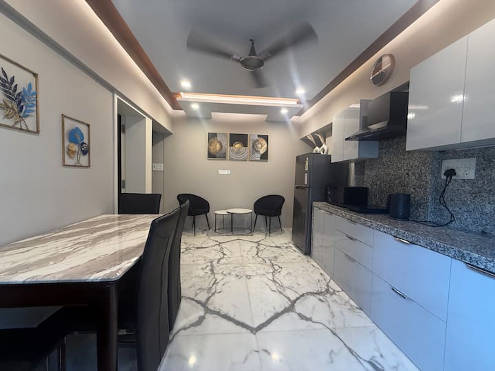 Bandra’s Prime Luxurious 2 Bhk - Mumbai