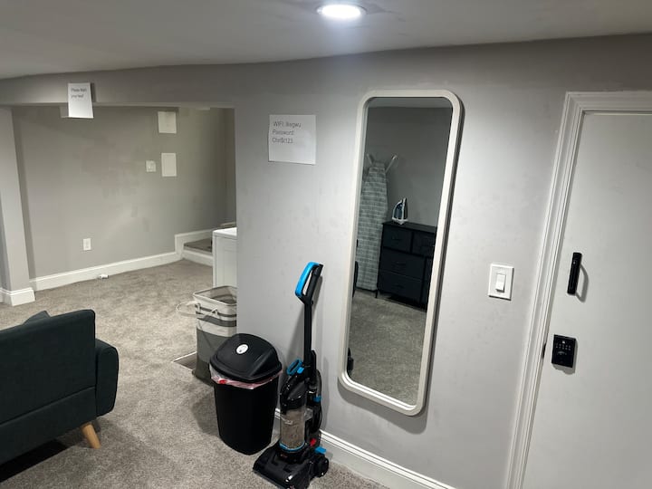 Comfy Suite (Private Entrance & Private Br) - Baltimore, MD