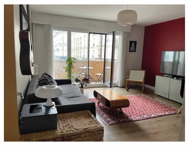 Appartement Avec Balcon Au Cœur De Paris - Paris