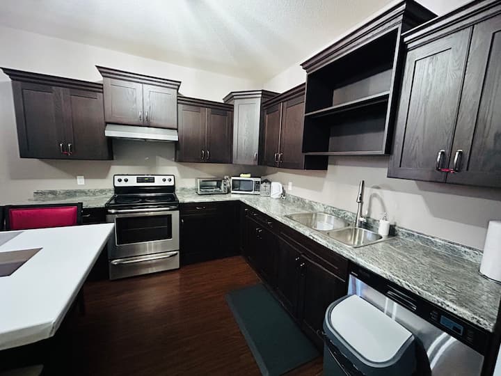 Private Basement Suite - Lloydminster