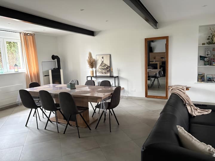 Gîte Le Temple&nbsp;«La Campagne Proche De Charleville» - Ardennes