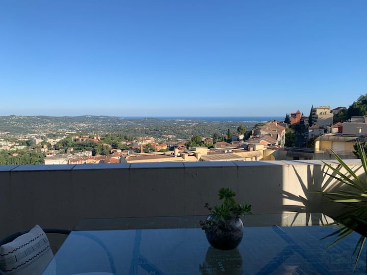 Appartement Vue Mer Centre Ville Garage Fermé - Grasse