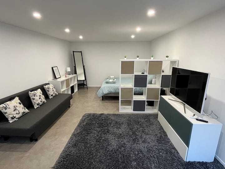 Geräumige, Vollausgestatte Kellerwohnung - EuroAirport Basel-Mulhouse-Freiburg (BSL)