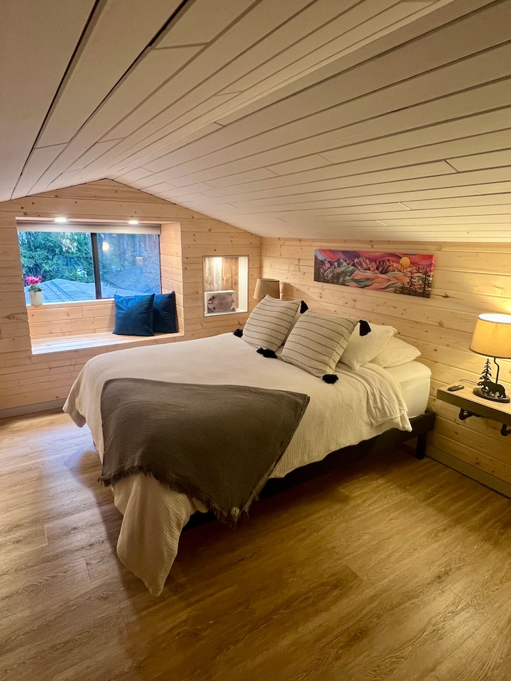 Red Barn Loft - スコーミッシュ