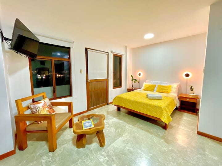 Beautiful Suite With Ocean View. 1 Or Two Guests. - Puerto Ayora