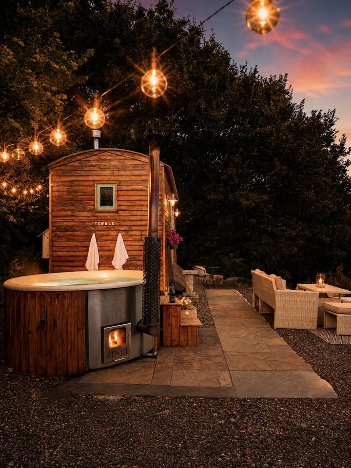 The Hurlers Shepheds Hut With Woodfire Hot Tub - Liskeard