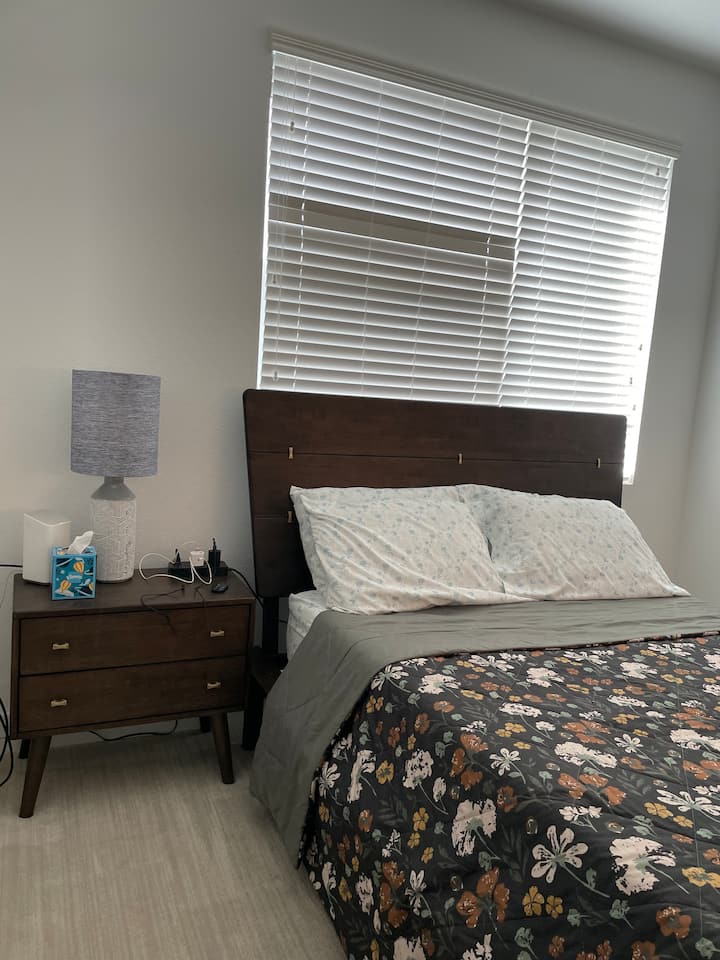 Private Room In Brand New Home & Luxury Touches - Santa Rosa, CA