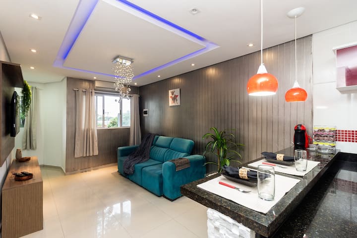 Casa Triplex Completa | 2 Suítes, 3 Vagas - Santo André