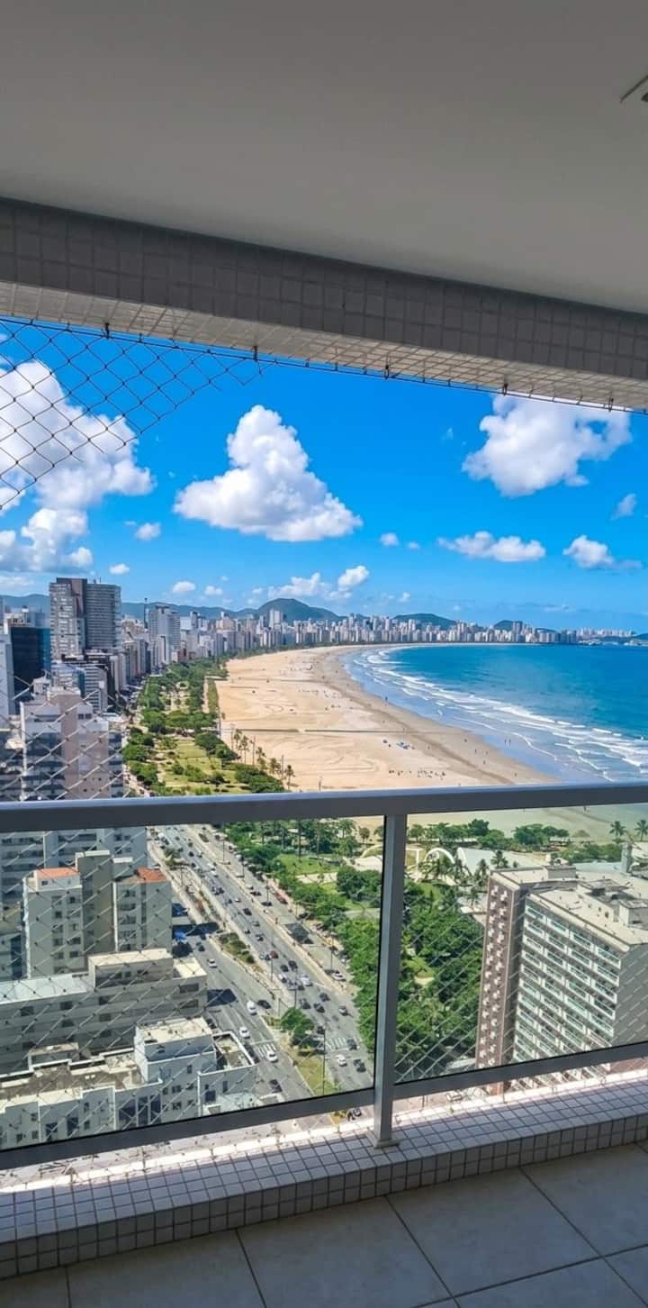 Enseada Das Orquídeas: Onde O Céu Encontra O Mar - Sao Vicente, Brazil