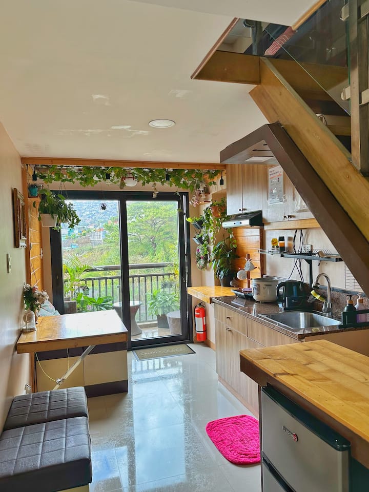 Summerpines Condo With Balcony - バギオ