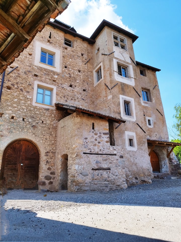 • Historischer Ansitz Melag • Apartment Turm - Sankt Pauls