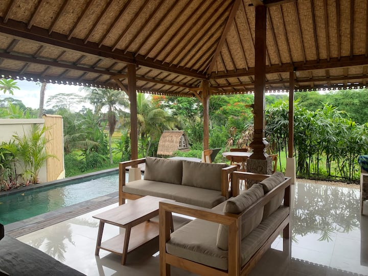 Ancien Joglo De 3 Chambres Dans Les Rizières - Ubud