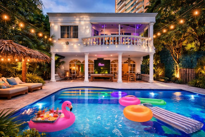 Big Boss Mansion | Poblado | Heatedpool / Security - Medellín