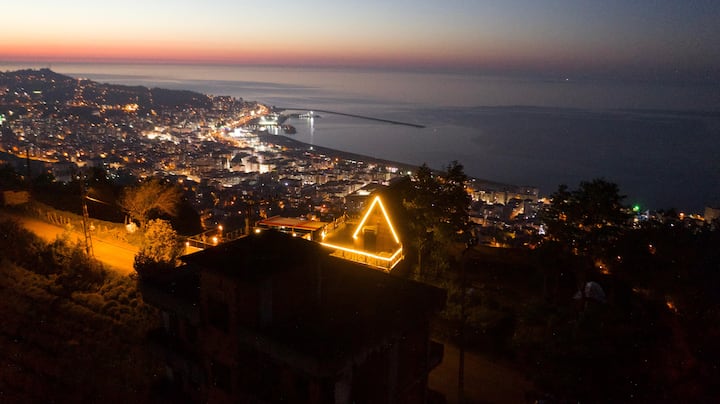 Deniz, Manzaralı, Jakuzili, Odalar - Rize