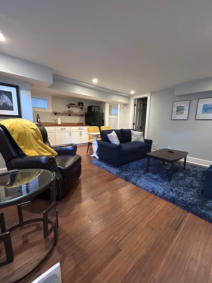 Quaint Crescent Hill 1 Bedroom - Louisville, KY
