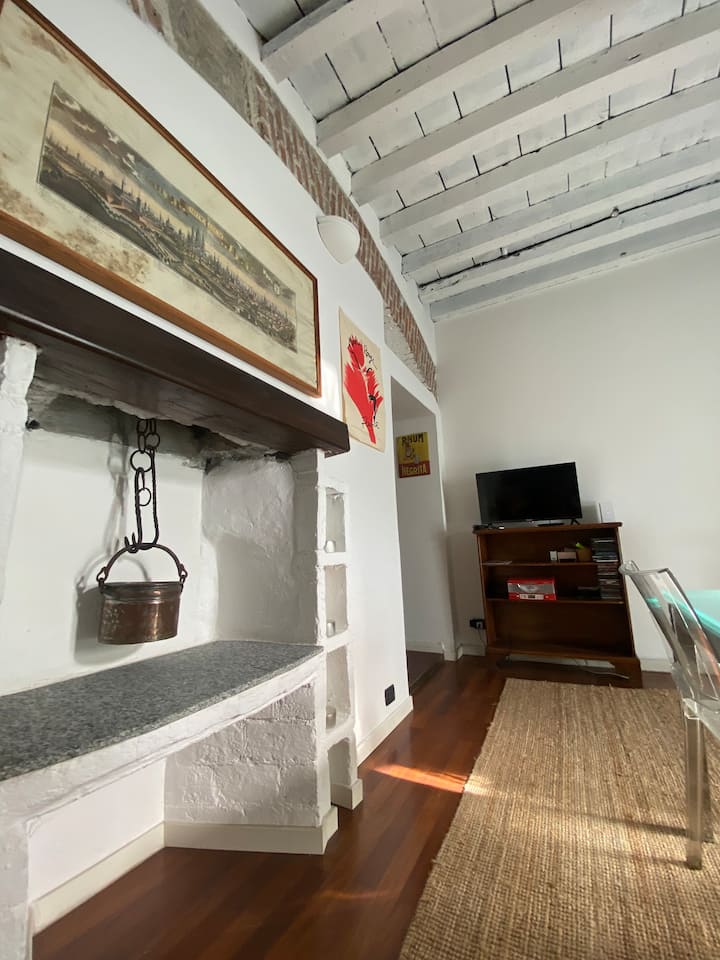 Bilocale Romantico Navigli - Milán