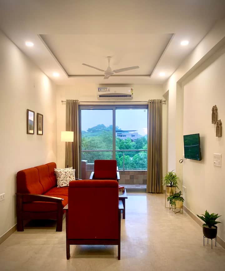Centrally Located 3bhk *Fast Wifi*full Kitchen* - Udaipur