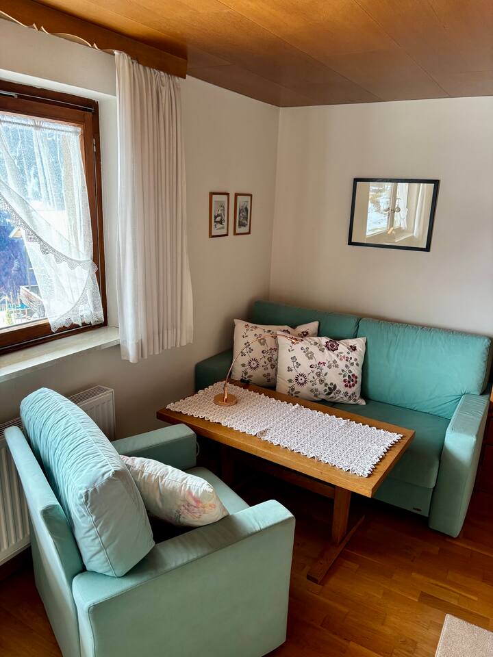 Charmantes Ferienhaus Mit Blick Auf Die Berge - Bartholomäberg