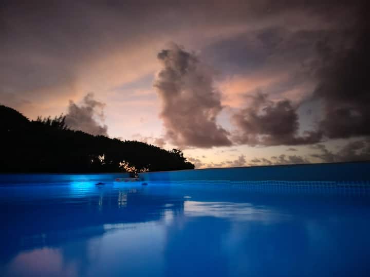 Bungalow Kitchenette Bord De Mer - French Polynesia