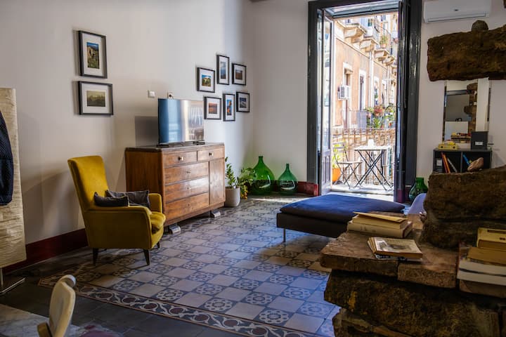 Pantano House · Steps From The Duomo, Catania - Catania