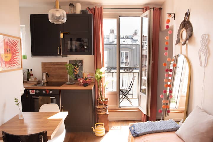 Joli Appartement Avec Balcon Proche Montmartre - Paris