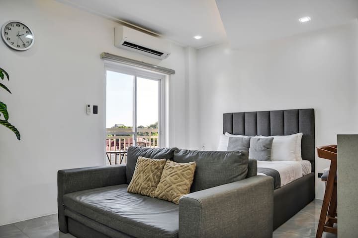 Luxury Cocoon Near Fields Avenue - Angeles