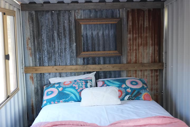 Ford-pet Friendly Glamping : Margaret River - Busselton