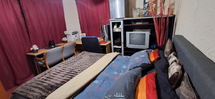 Ipisa Apartment Guest House Self Catering And Meal - Alberton