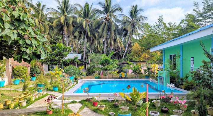 Oslob Area Beachfront 2br W/ Pool, Kayak, Jacuzzi - Philippines