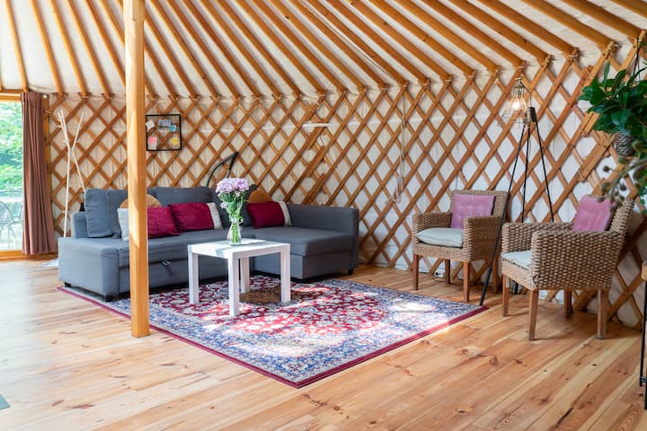 Bossch-yurt - Baarn