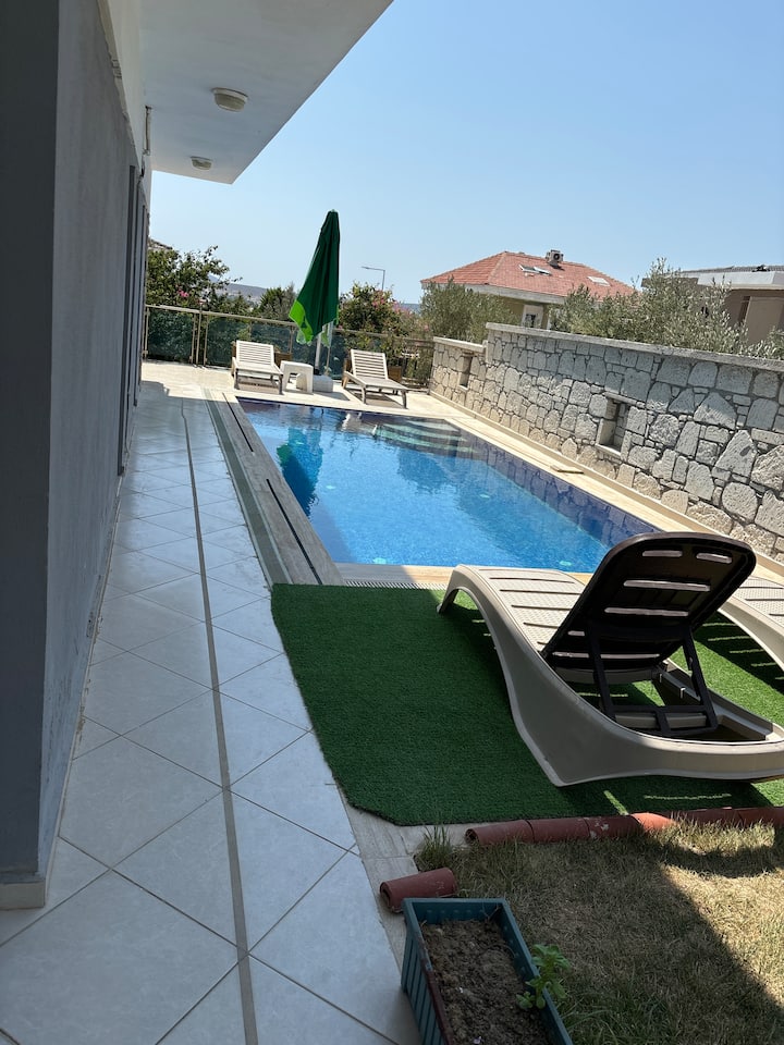Nalya Konak Alaçatida ÖZel Havuzlu  Bahçeli Villa - Alaçatı