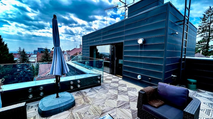 Luxusní Apartmán S Terasou A Saunou - Brno