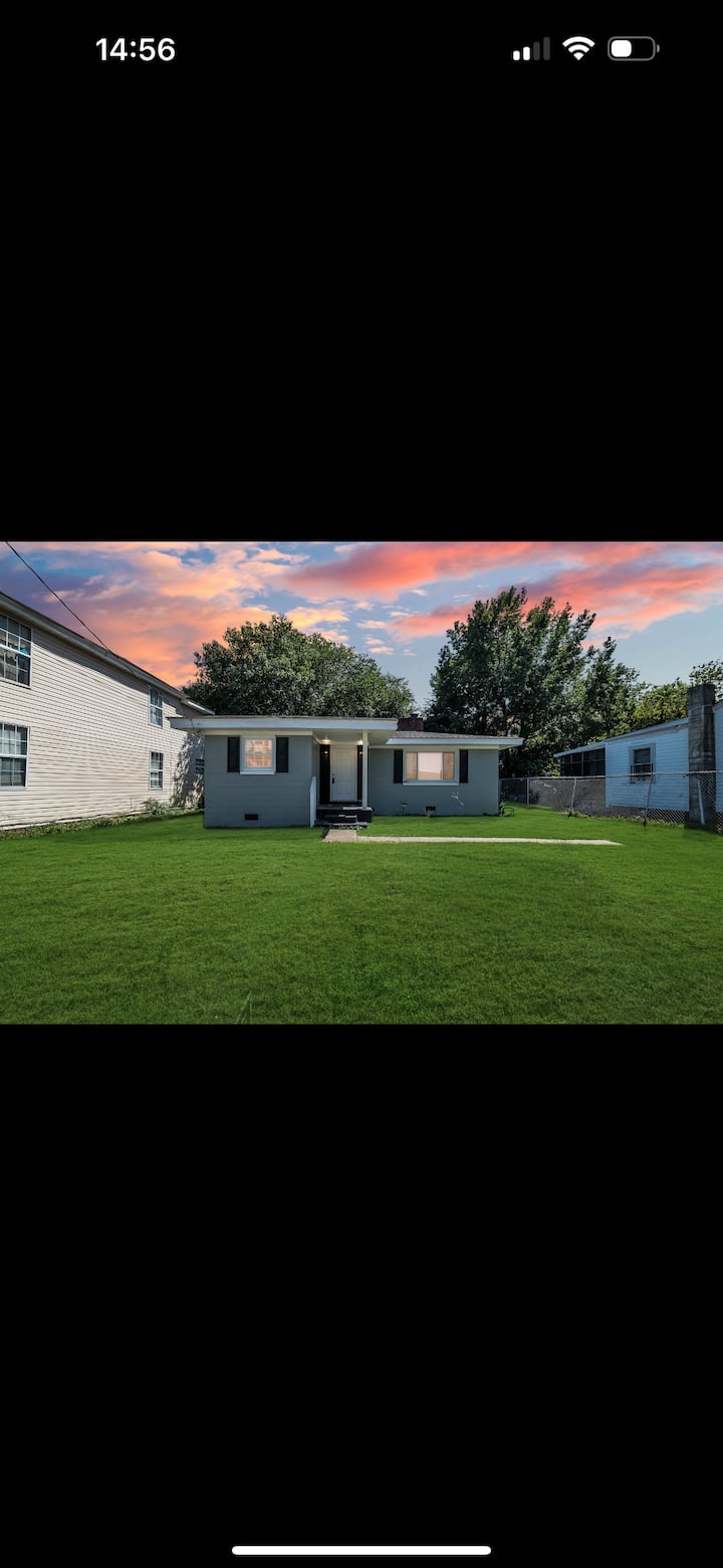 Charming Retreat In Portsmouth, Va - Portsmouth, VA